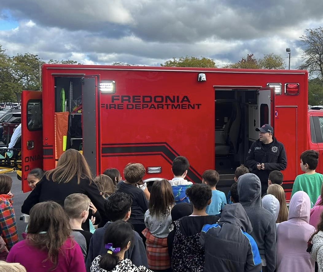 Response to ‘crisis’: Twichell vote puts off paramedic hire | News ...